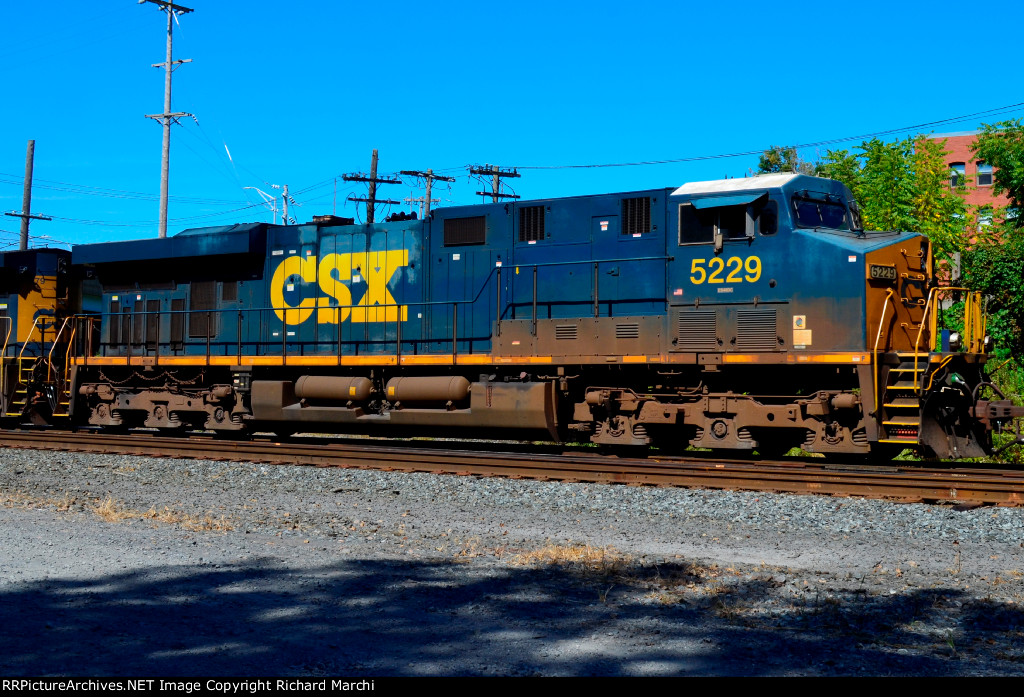 CSX 5229